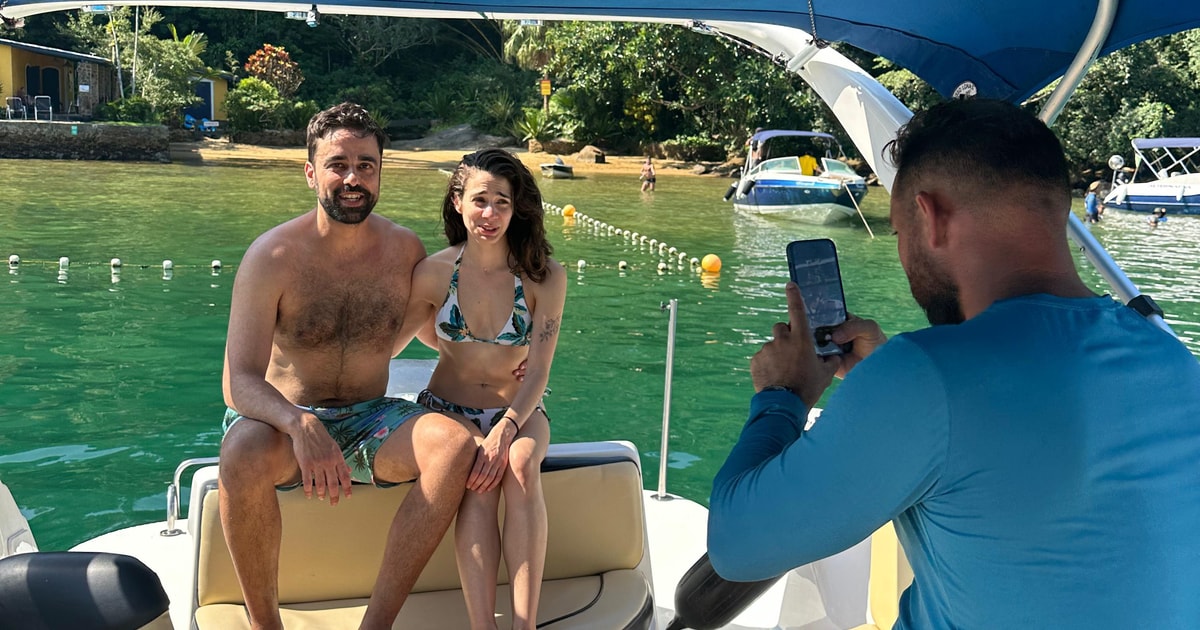 Lancha privativa VIP Paradise Ilha Grande saindo do Rio | GetYourGuide