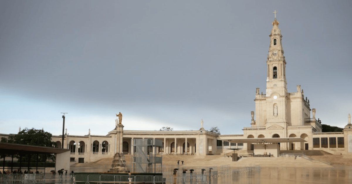 Desde Lisboa: Excursión de un día a Fátima, Aljustrel y Óbidos ...