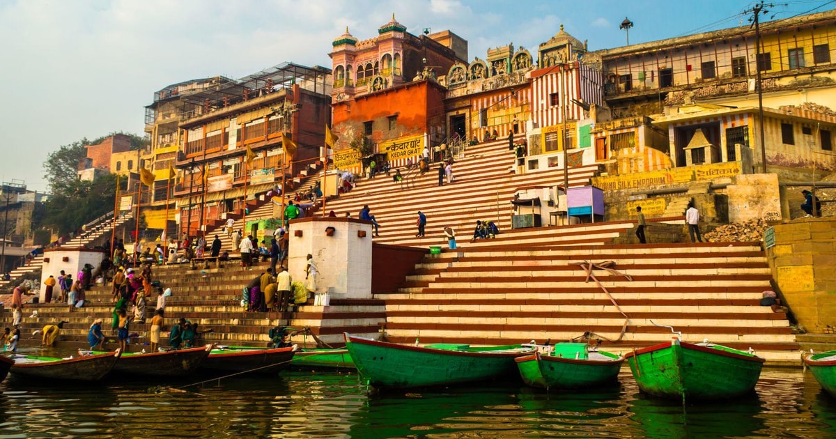Rutas Culturales y Espirituales de la Ciudad Vieja de Benarés ...