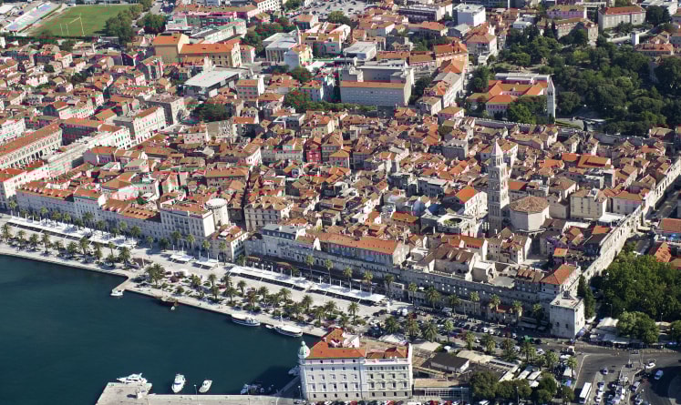 Split: Diocletianuspaleis & oude stad Wandeltour met gids | GetYourGuide