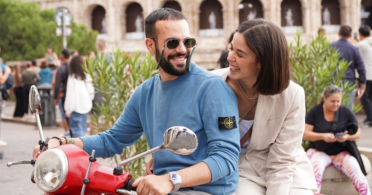 Rom: Vespa-tur med historiske byrundvisninger | GetYourGuide