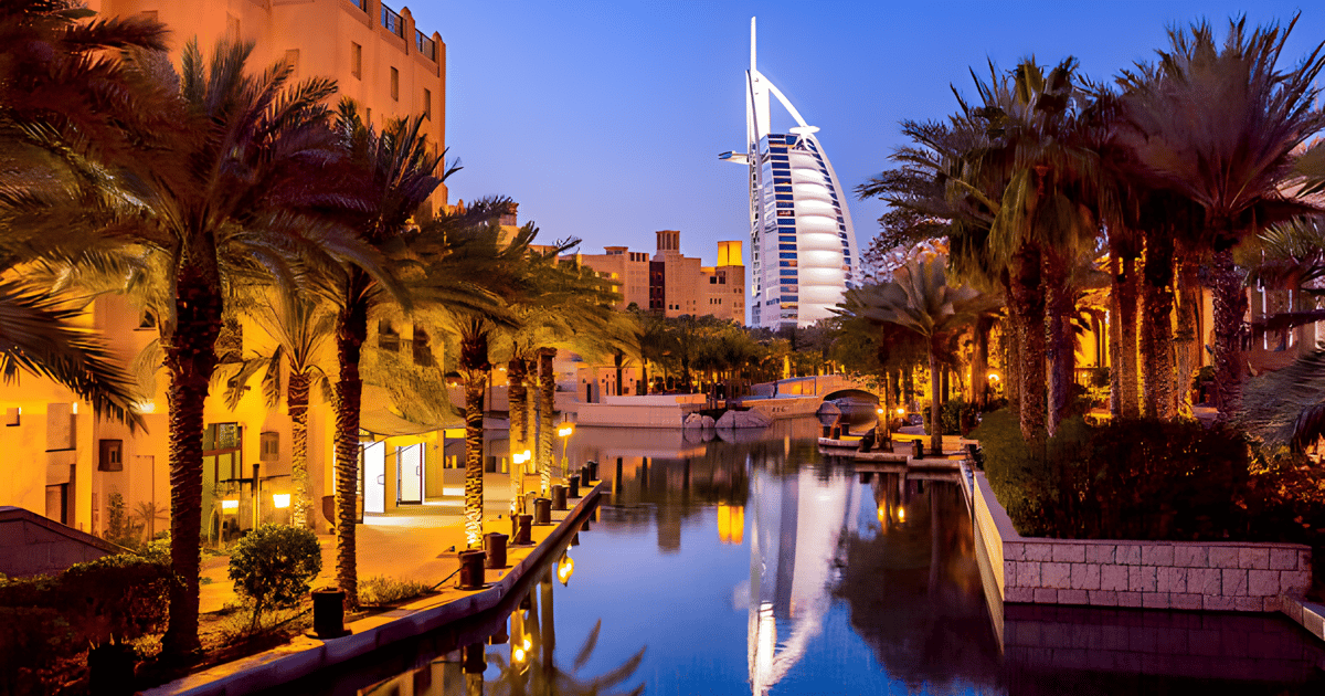 Prohlídka Dubaje: Zabeel Palace, Dubai Frame, The Palm | GetYourGuide