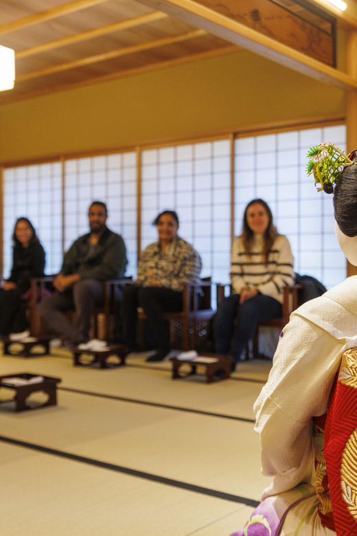 Kyoto: Exclusive Geisha Show in Gion with Tea Ceremony | GetYourGuide
