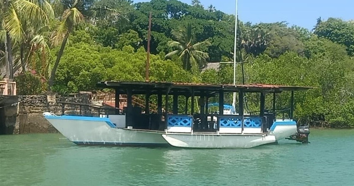 Mtwapa Creek: romantic Sunset Cruise in calm waters | GetYourGuide