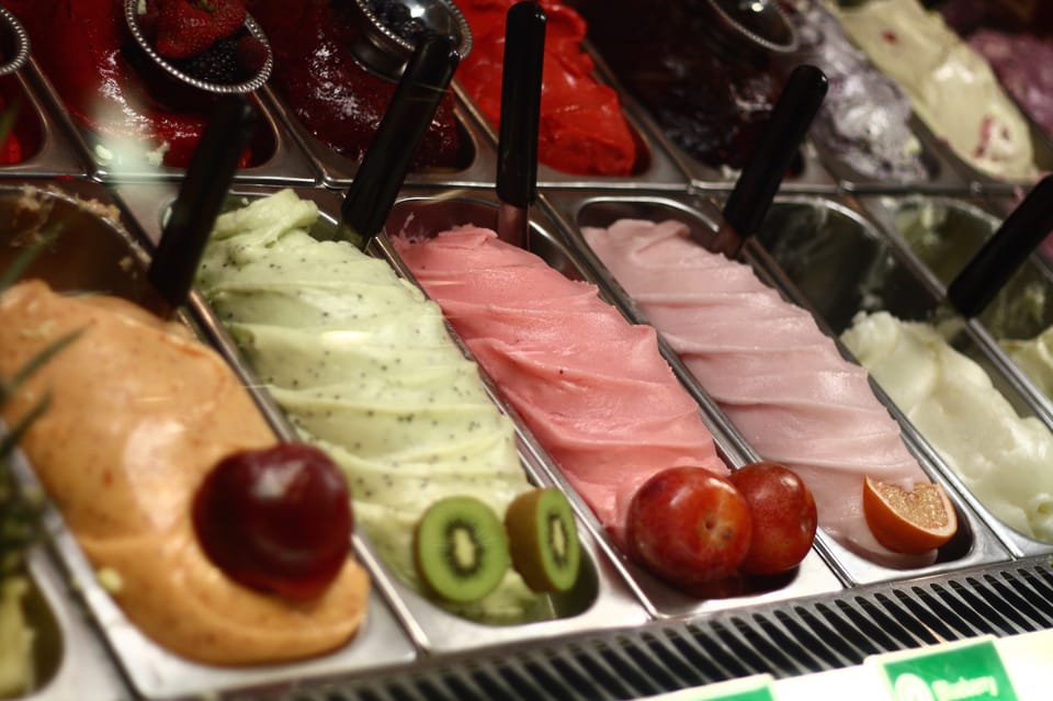 Rome: Small Group Walking Tour with Gelato | GetYourGuide