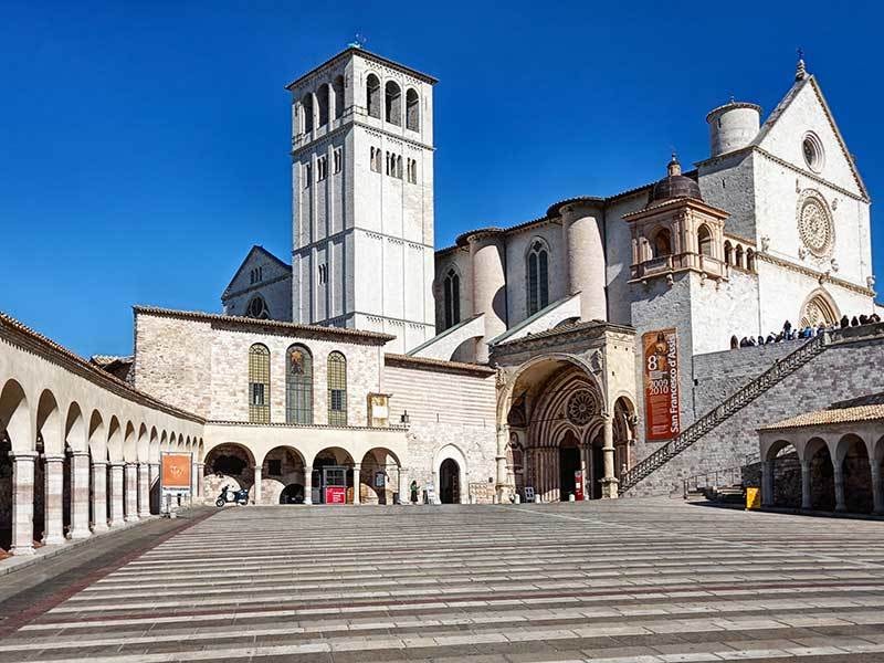 Assisi 3-Hour Small Group Tour & St. Francis Basilica Visit | GetYourGuide