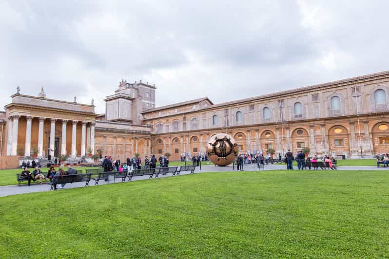 Vatican Museums and Sistine Chapel: Small-Group Night Tour | GetYourGuide
