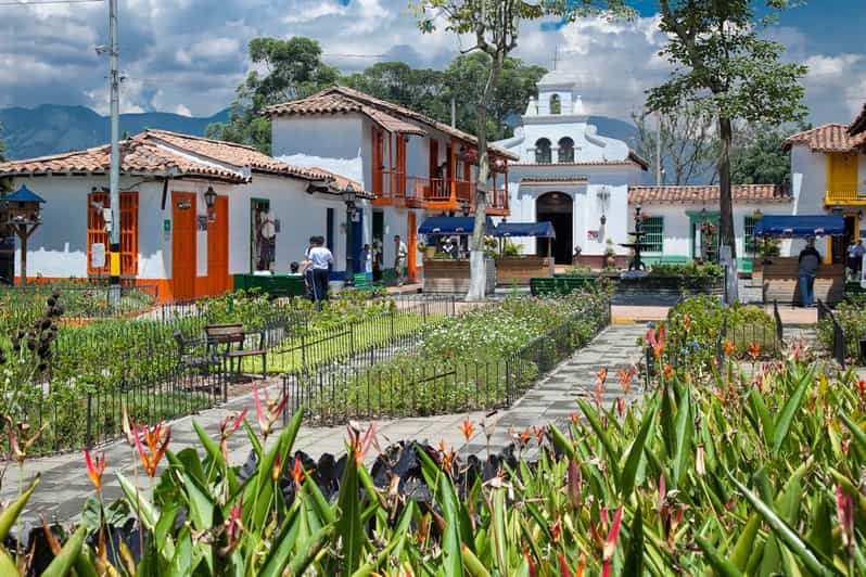 Museo de Antioquia, Medellín - Reserva de entradas y tours | GetYourGuide