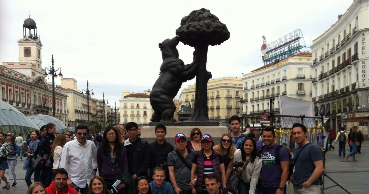 Madrid Essential : visite guidée à pied de 3 heures | GetYourGuide Madrid Essential : visite guidée à pied de 3 heures | GetYourGuide