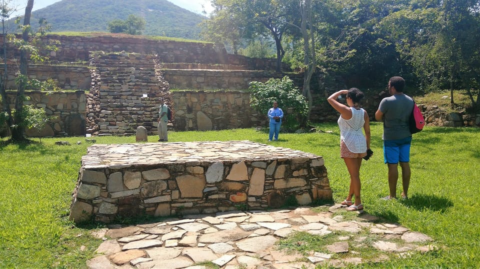 Desde Acapulco: Excursión Arqueológica al Sitio de Tehuacalco ...