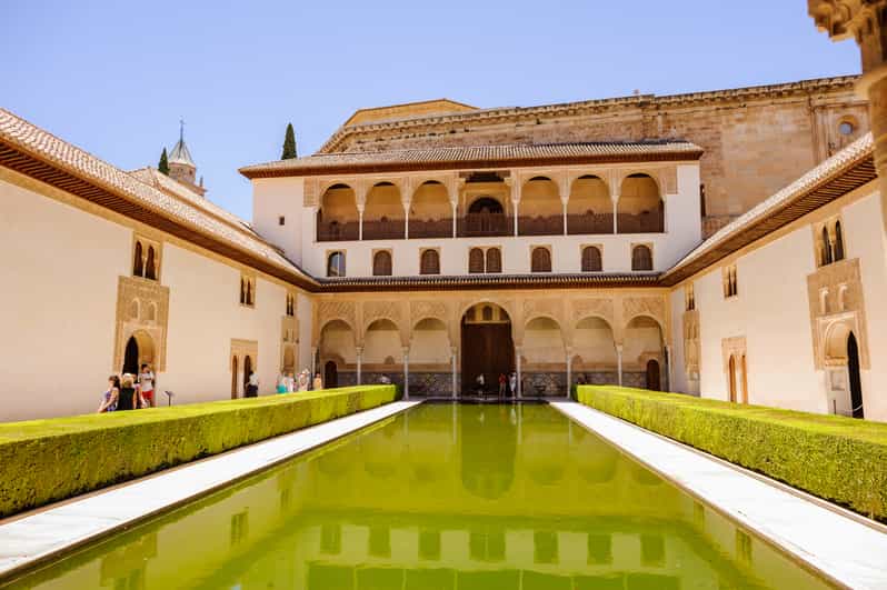 Granada: Alhambra & Nasrid Palaces Fast-Track Ticket | GetYourGuide