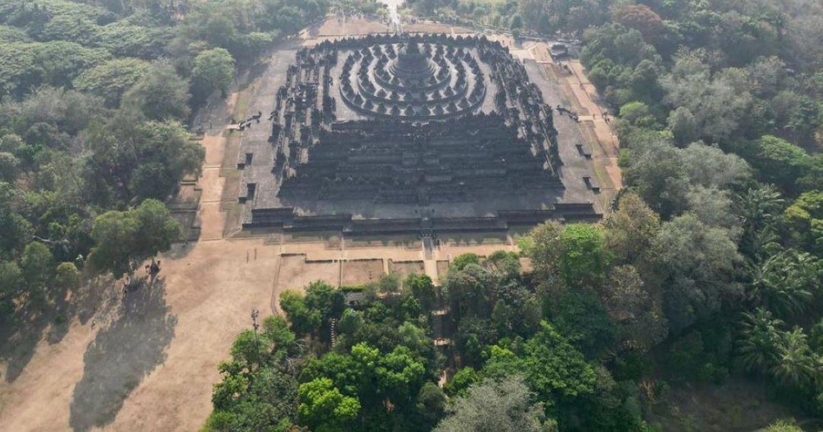 Borobudur Merapi Lava Tour and Prambanan Transport | GetYourGuide