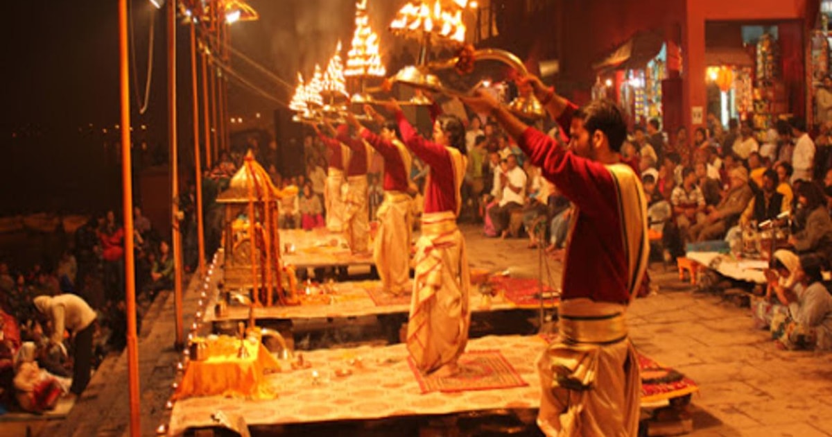 Pashupati Aarti Experience: A Spiritual Evening in Kathmandu | GetYourGuide
