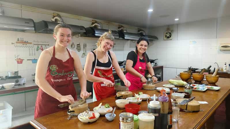 Chiang Mai: Evening Cooking Class and Local Market Visit | GetYourGuide
