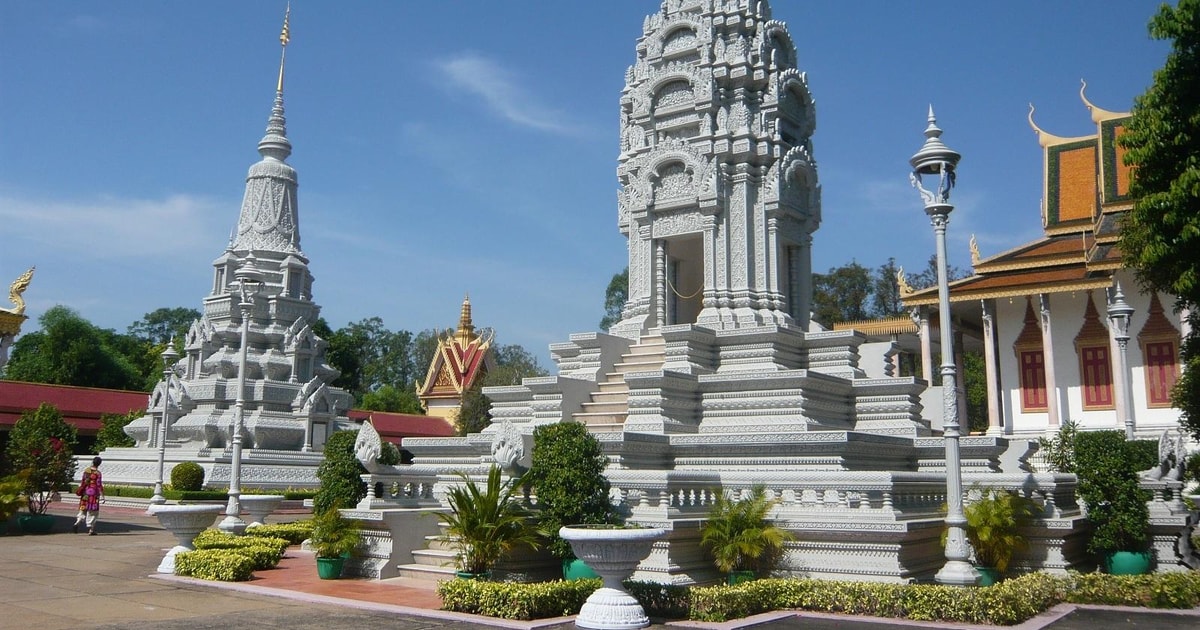 Phnom Penh City Tour Mekong River Boat Trip GetYourGuide Phnom Penh City Tour Mekong River Boat Trip GetYourGuide