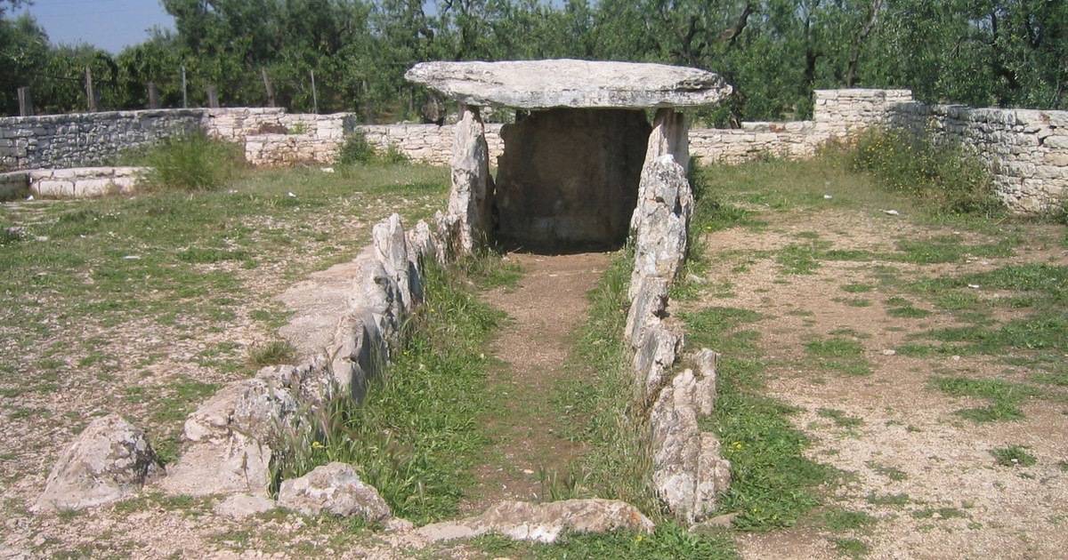 Bisceglie: Dolmen Megalithic Tomb | GetYourGuide