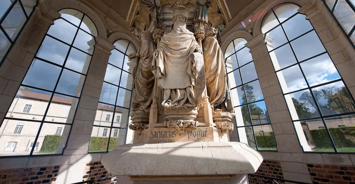 Dijon : Visita guiada : El Pozo de Moisés | GetYourGuide