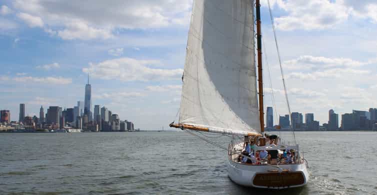 NYC: Hudson River Fall Foliage Sailing Trip | GetYourGuide