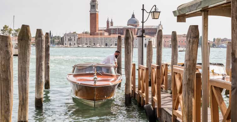 Venice Transfer-Shared Water Taxi to Airport | GetYourGuide