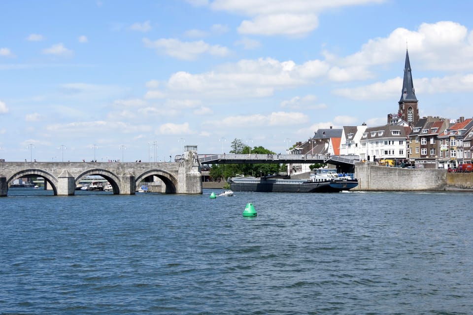 Maastricht and Tripoint Full-Day Trip from Amsterdam | GetYourGuide