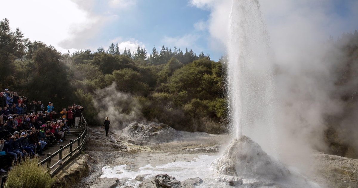 Van Rotorua - WAI-O-TAPU - WAIKITE Pool & HUKA FALLS Cruise | GetYourGuide