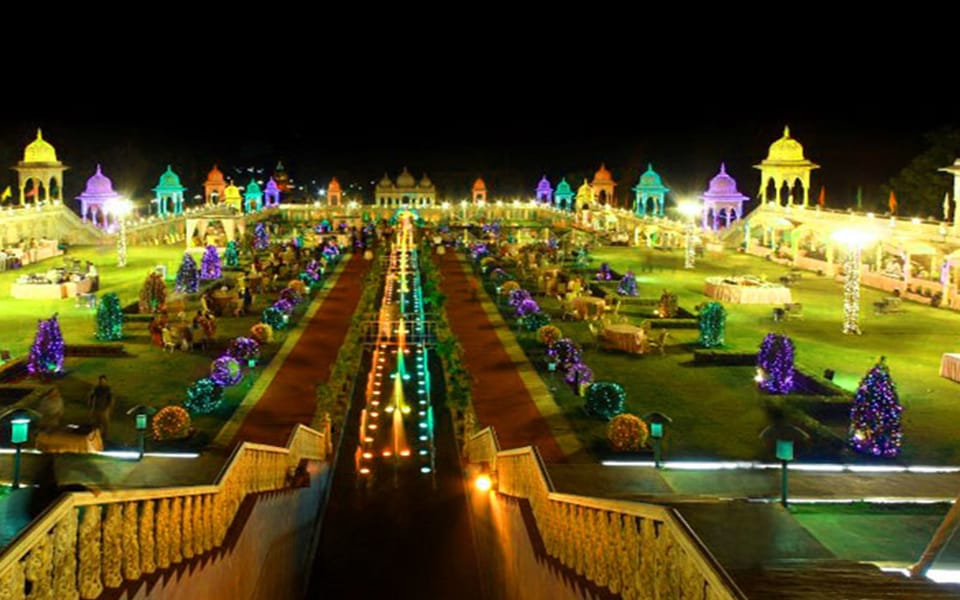 Ramoji Film City: Full Day Tour with Lunch | GetYourGuide