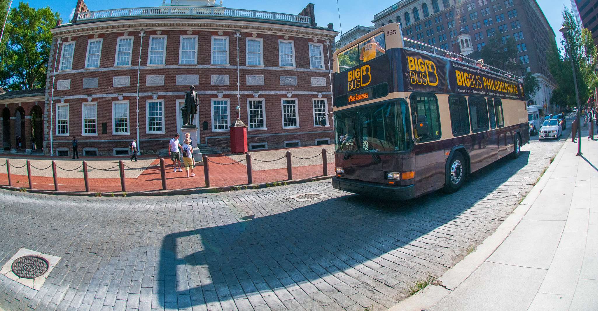 Philadelphia, Double-Decker Sightseeing Bus Tour | Hop-on Hop-off Tour ...