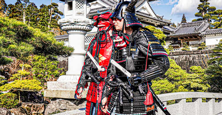 Morioka: Fotosession i samurai-rustning på Morioka-slottet | GetYourGuide