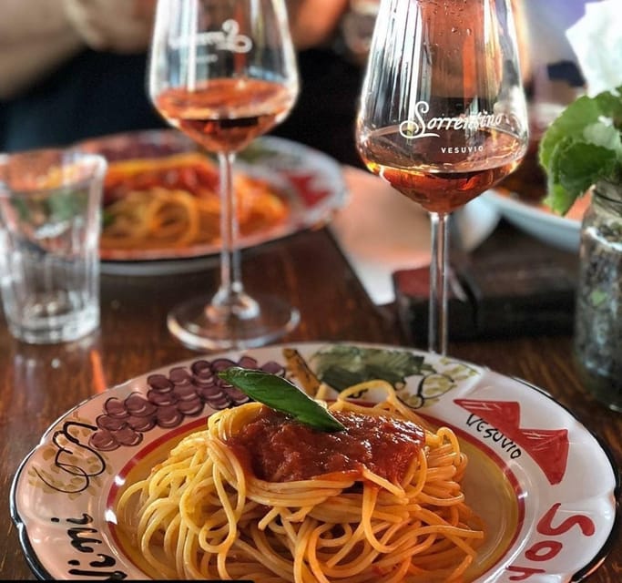 Sorrento:Pompeii and Vesuvius Day Trip with Entry and Lunch | GetYourGuide