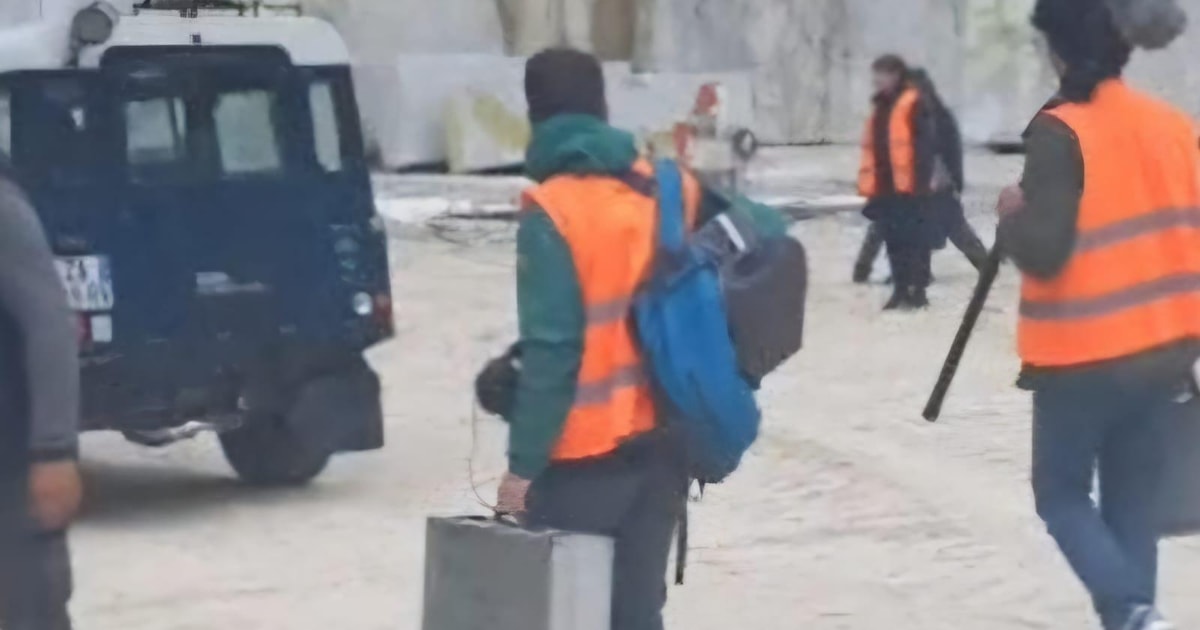 Carrara-marmorbrud med smagning af svinefedt: Stenbrudstur i ...