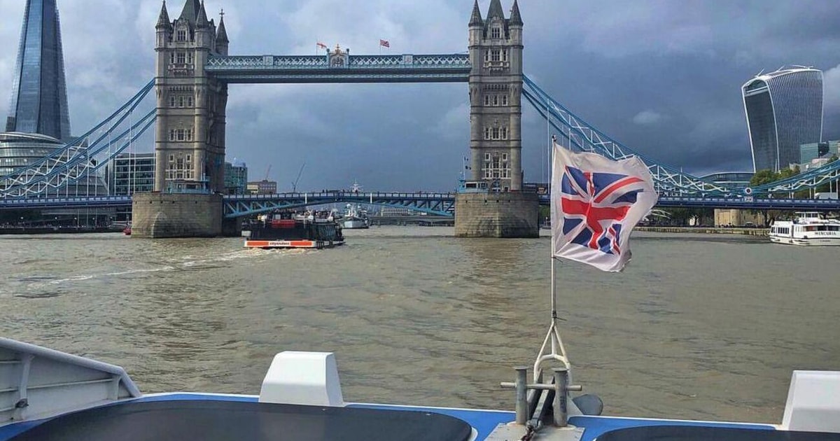 London: Westminster Guided Tour & Thames River Cruise Ticket | GetYourGuide