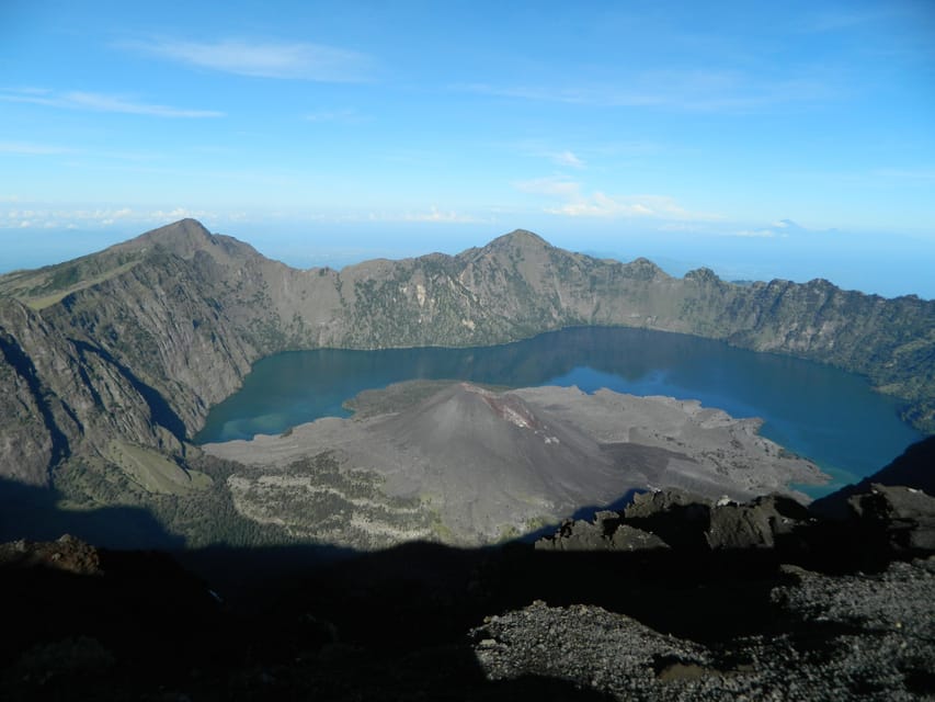Senderismo 3D2N por el Monte Rinjani hasta la cumbre, el lago y las ...