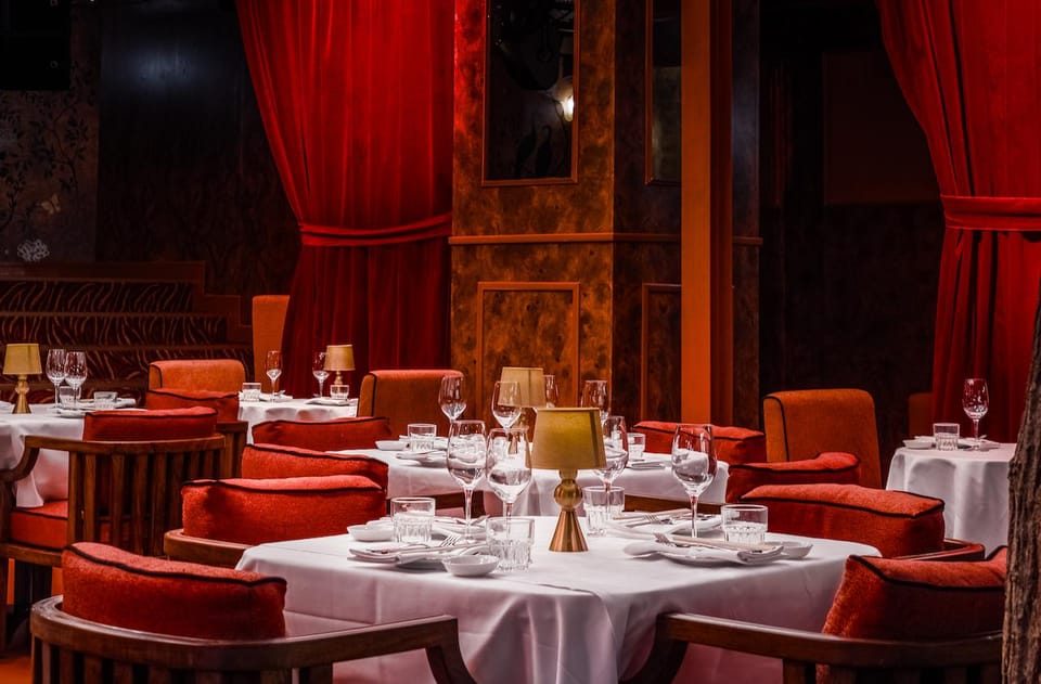 Amsterdam: Chin Chin Club and Dinner | GetYourGuide
