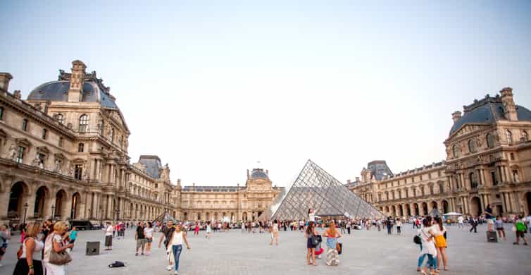 Louvre Museum: 3-Hour Comprehensive Tour with Skip the Line | GetYourGuide