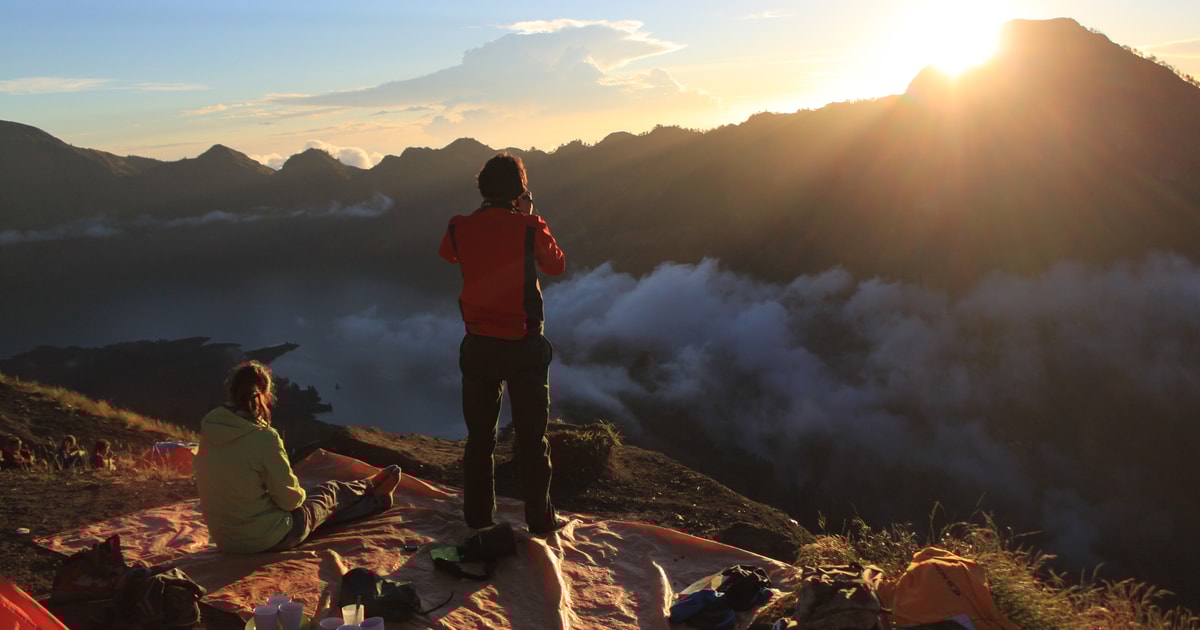 Pendakian Gunung Rinjani 2 Hari ke Puncak atau Lingkar Kawah | GetYourGuide