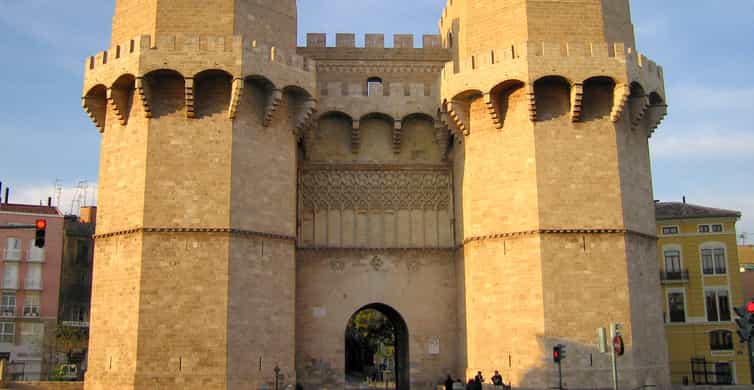 Valencia: Walking Tour of the Medieval City Center | GetYourGuide