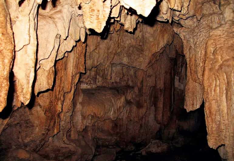 Insula Komodo: Excursie privată de 4 zile cu barca cu cazare și masă ...