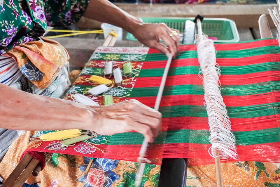 The Sasak Trail of Lombok: Full-Day Tour | GetYourGuide