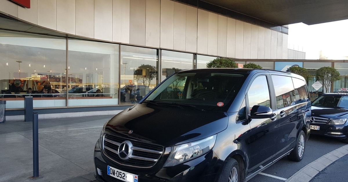 Disneyland Paris: Private Transfer from/to CDG Airport | GetYourGuide