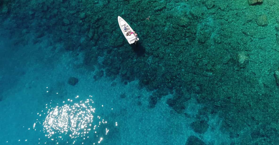 Ze Sifnosu: Soukromý výlet rychlým člunem na ostrov Poliegos | GetYourGuide