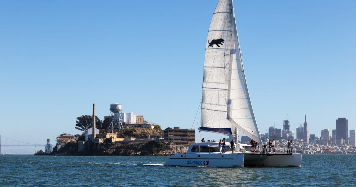 San Francisco: Golden Gate Bridge Cruise and Alcatraz Tour | GetYourGuide