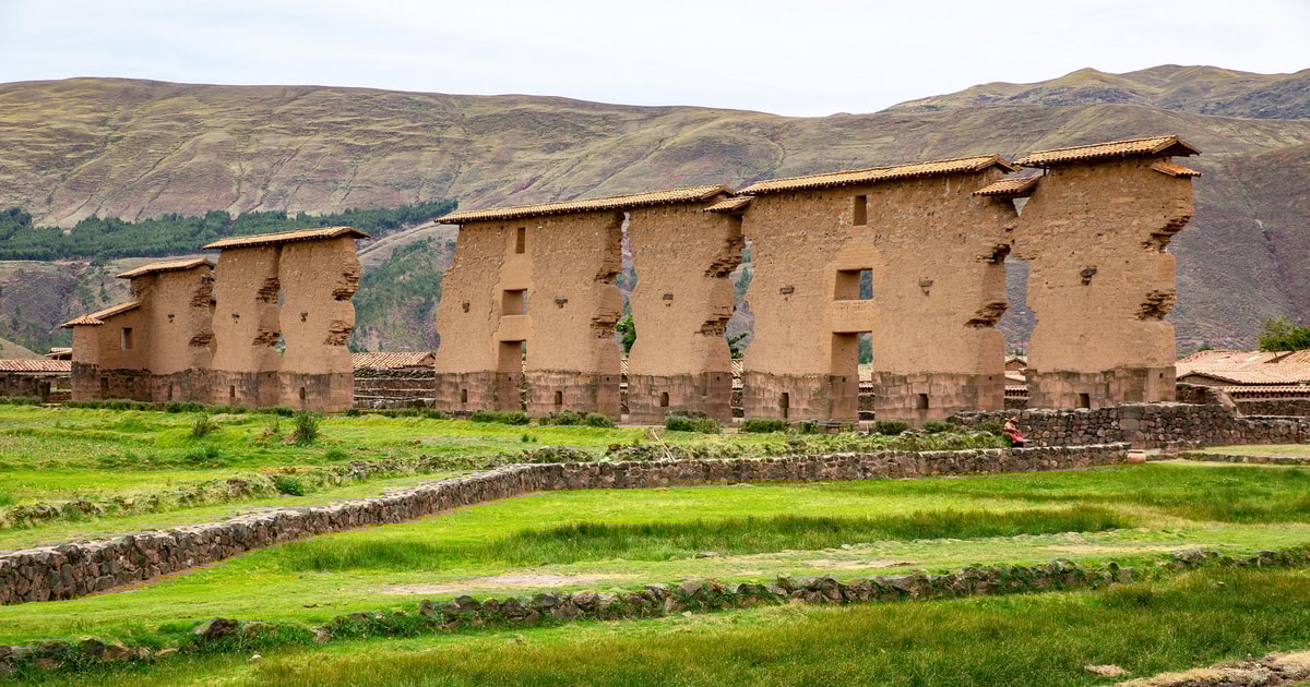 Cusco: Guided Bus Tour to/from Puno with Lunch | GetYourGuide