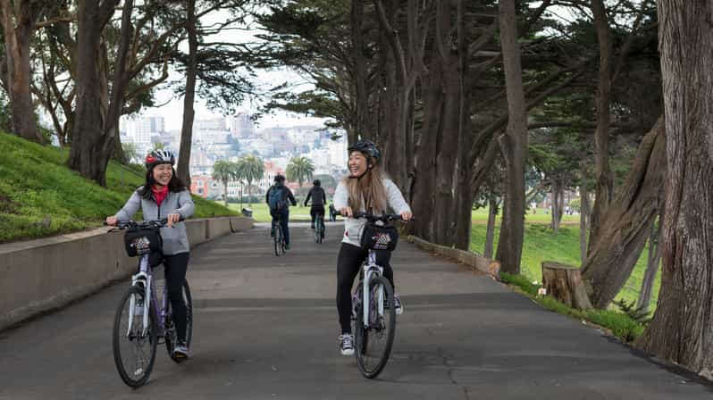 The BEST San Francisco Bike tours 2024 - FREE Cancellation | GetYourGuide