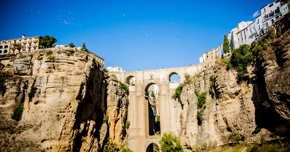 Desde Granada: Ronda Tour guiado | GetYourGuide