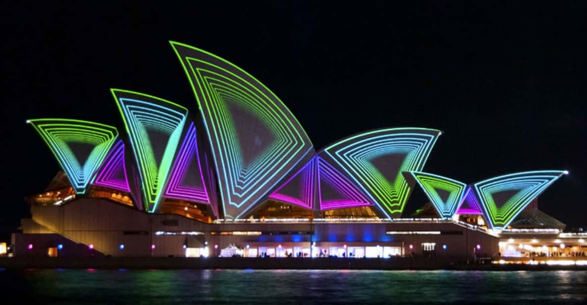 Sydney Harbour: 30 Minuten Slow Jet Boat Vivid Cruise | GetYourGuide