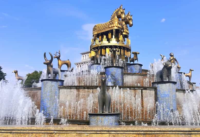 Visita de un día a Kutaisi Prometeo y Sataplia | GetYourGuide