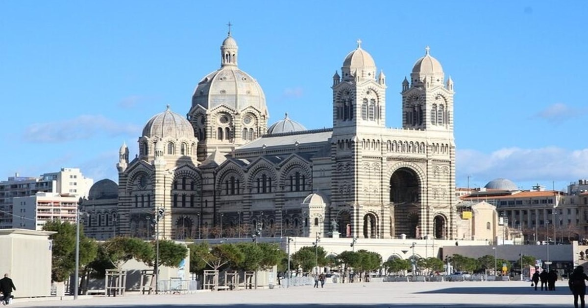 Marsella : Tour Privado de Arte Callejero | GetYourGuide