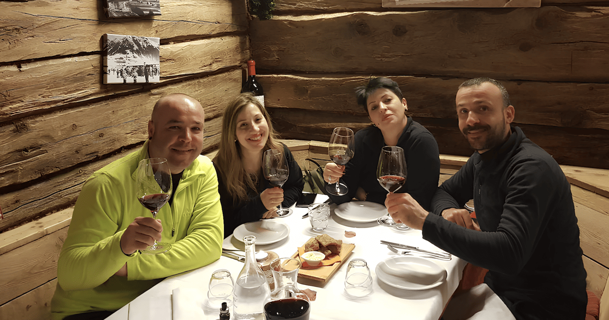 Livigno: 3 fogásos ebéd egy hegyi kunyhóban borral | GetYourGuide