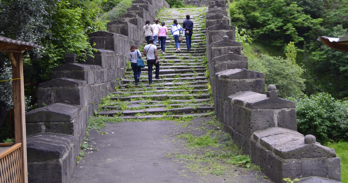Visite quotidienne de Sanahi et Haghpat | GetYourGuide