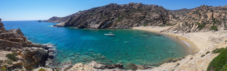Isla de Ios: Crucero en lancha rápida desde la playa de Mylopotas ...